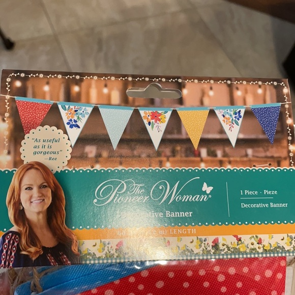 The Pioneer Woman | Party Supplies | The Pioneer Woman Set Of Four ...